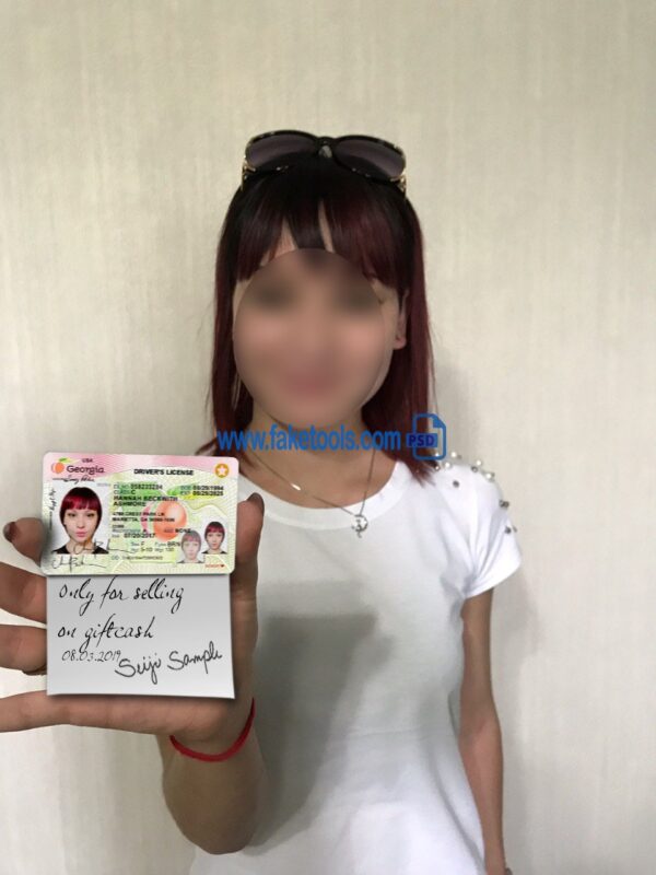 Driver License and Id Card Selfie psd template (Female) Driver License and Id Card Selfie psd template (Female)